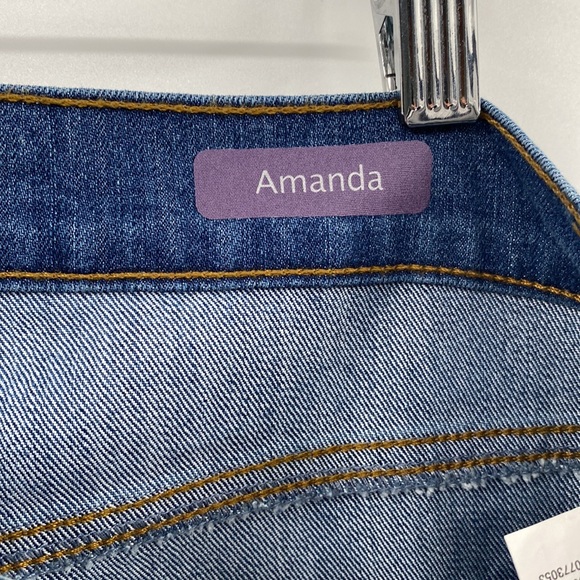 Gloria Vanderbilt | Jeans | Gloria Vanderbilt Amanda Slimming Tapered ...